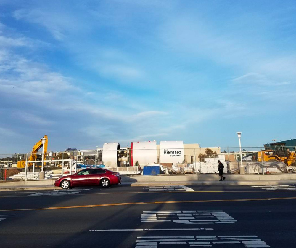 First Sighting of Elon Musk's The Boring Company's Boring Machine ...