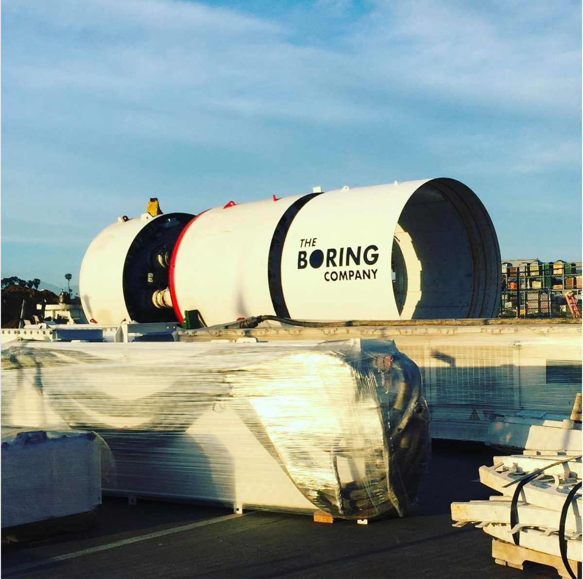 First Sighting of Elon Musk's The Boring Company's Boring Machine ...