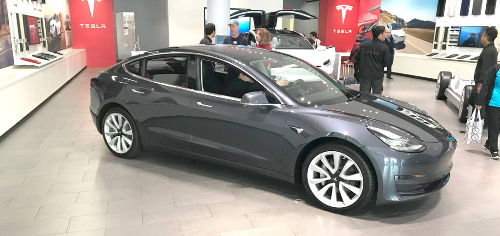 Tesla Model 3s start appearing at all Canadian showrooms